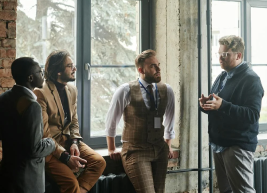 Simple Feature Section | devChallenges.io